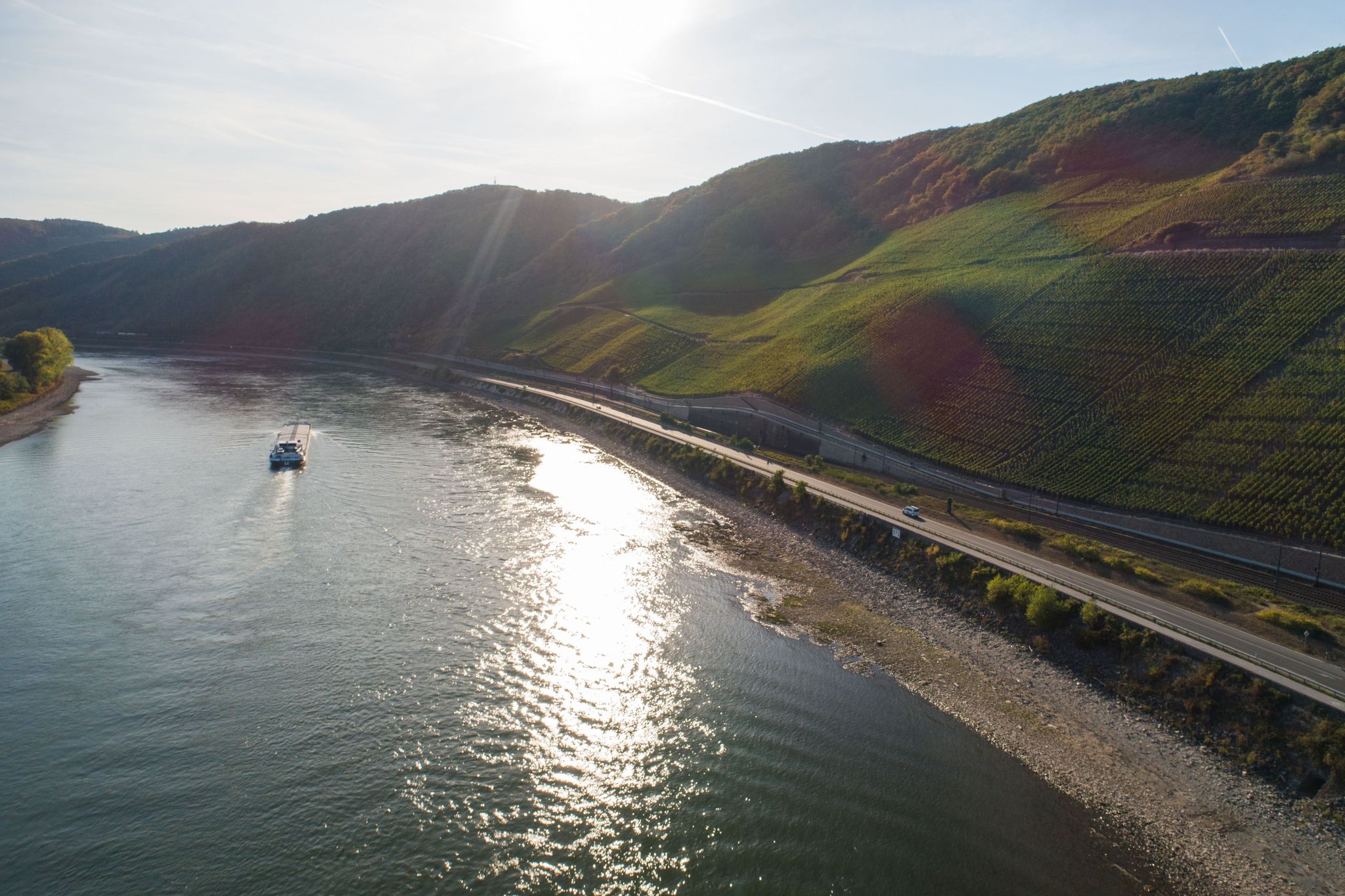 Camping am Rhein | Stellplätze in Alleinlage